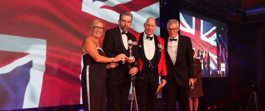 Army veteran Mark Harding wins ‘Inspiration Award’ at 2023 Soldiering ...
